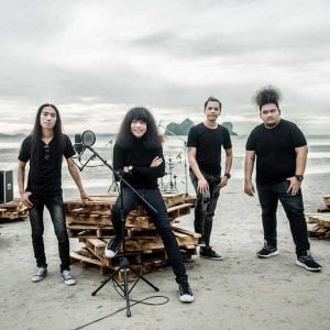 รวมคอร์ดเพลงจากศิลปิน Phumin คอร์ดกีตาร์ | dochord.com